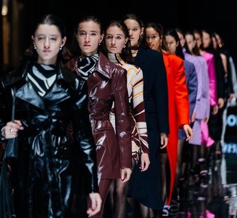 Московский бренд I Am Studio презентовал коллекцию на Seasons Fashion ...